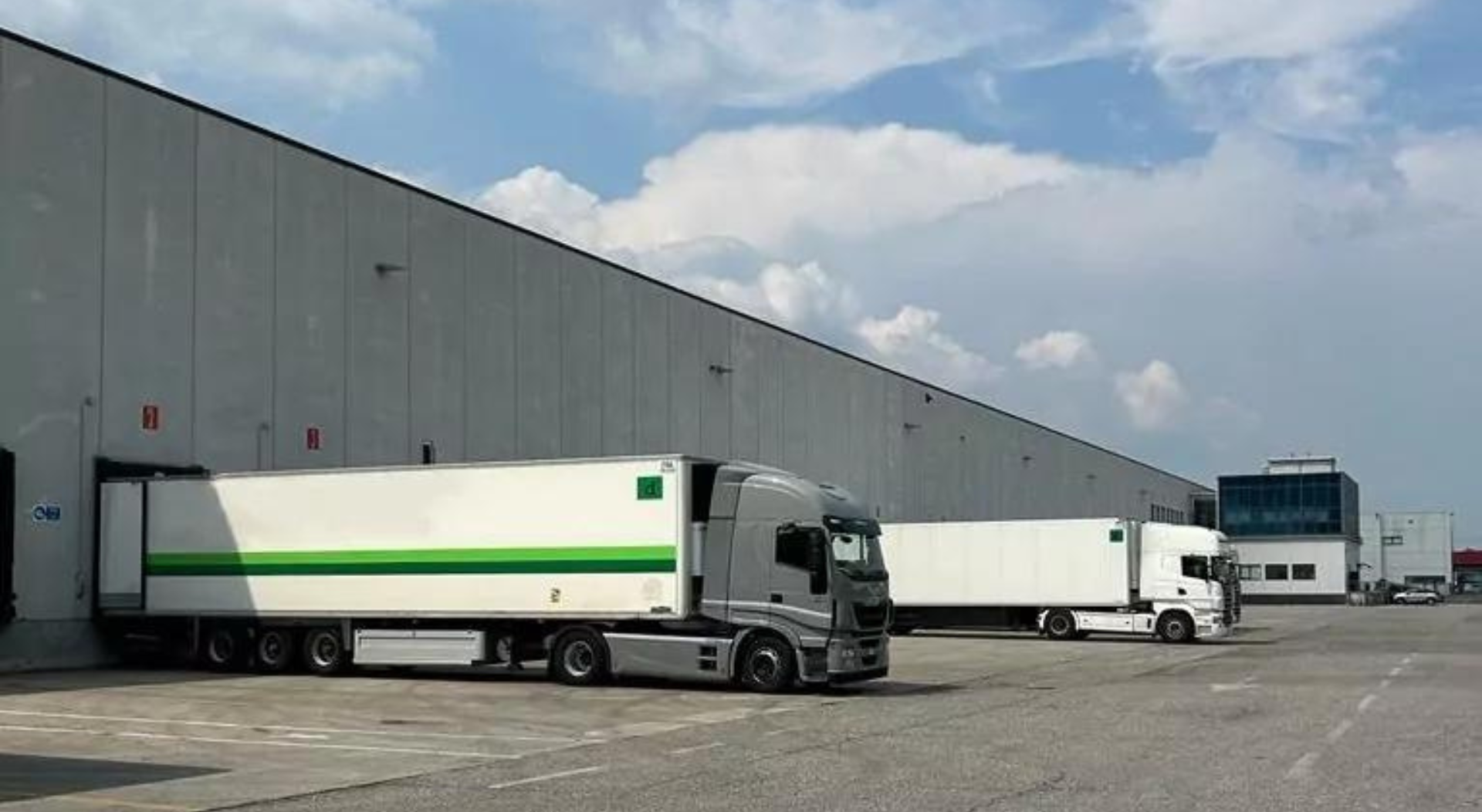 YARD REAAS advisor tecnico di Kryalos SGR nell’acquisizione di due ... YARD REAAS advisor tecnico di Kryalos SGR nell’acquisizione di due ...